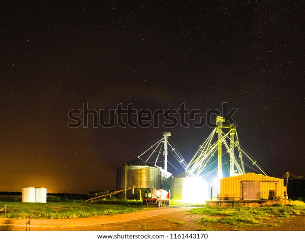 Grain Elevator Silo Complex Rural North Stock Photo 1161443170 ...