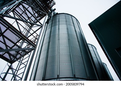 340 Inside grain silo Images, Stock Photos & Vectors | Shutterstock