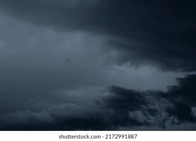 768 Rumbling Sky Images, Stock Photos & Vectors | Shutterstock