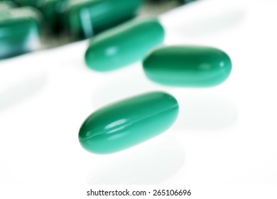 222,062 Green tablet Images, Stock Photos & Vectors | Shutterstock