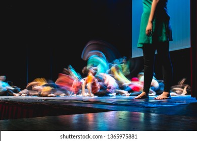 280 Ballet Dancer Long Exposure Images, Stock Photos & Vectors ...