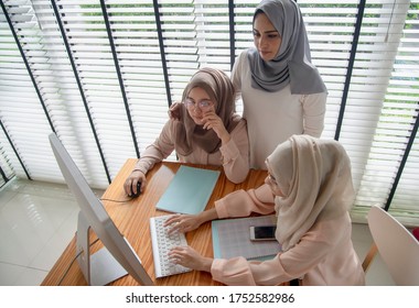 34,126 Muslim learn Images, Stock Photos & Vectors | Shutterstock