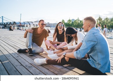 25,140 Friends Chilling Together Images, Stock Photos & Vectors ...