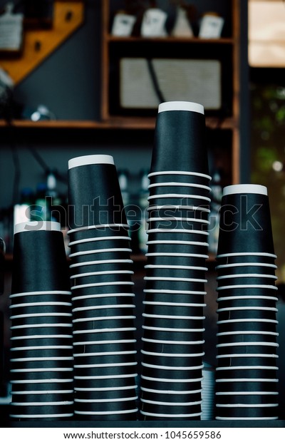 Group Stack Coffee Black Paper Cup Stock-foto (rediger nu) 1045659586