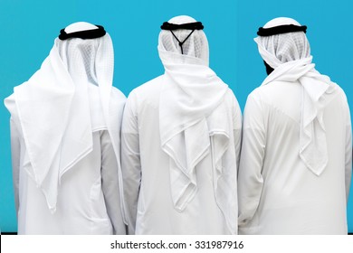 76 Saudi Man Back Silhouettes Images, Stock Photos & Vectors | Shutterstock