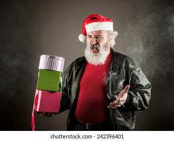 992 Grumpy Santa Stock Photos, Images & Photography | Shutterstock