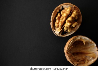 1,767 Split walnut Images, Stock Photos & Vectors | Shutterstock