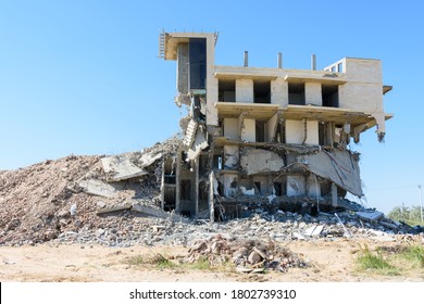 11,821 Illegal buildings Images, Stock Photos & Vectors | Shutterstock