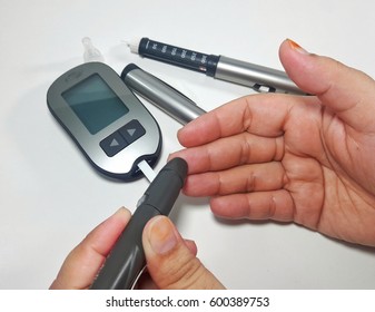 Imágenes, fotos de stock y vectores sobre Dextrostix | Shutterstock