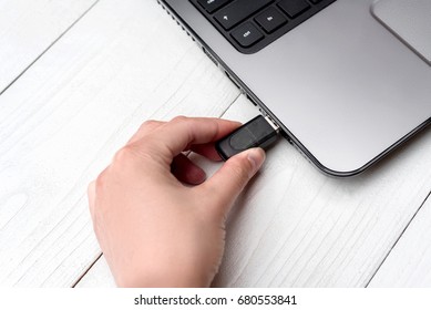 42 Women Hand Plugging In Usb Pendrive On A Laptop At Home Images ...