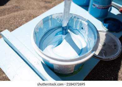 Hand Mixed Colour Making Process Stock Photo 2184372695 | Shutterstock