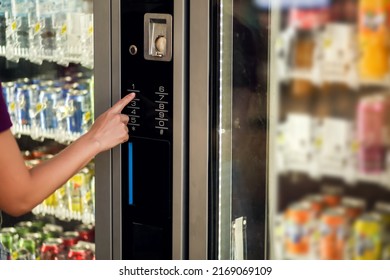 Hand Presses Button Vending Machine Pannel Stock Photo 2169069109 ...