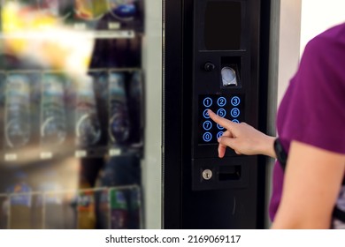 Hand Presses Button Vending Machine Pannel Stock Photo 2169069117 ...