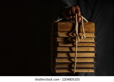 3,779 Pull out book Images, Stock Photos & Vectors | Shutterstock