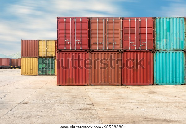 8,107 imágenes de Rows shipping containers - Imágenes, fotos y vectores ...