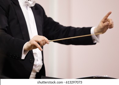 8,751 Symphony conductor Images, Stock Photos & Vectors | Shutterstock