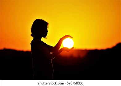 935,483 Hand With Sun Images, Stock Photos & Vectors | Shutterstock