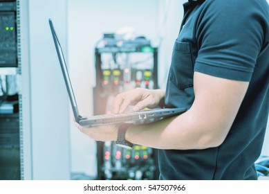 33,645 Computer Support Technician Images, Stock Photos & Vectors ...
