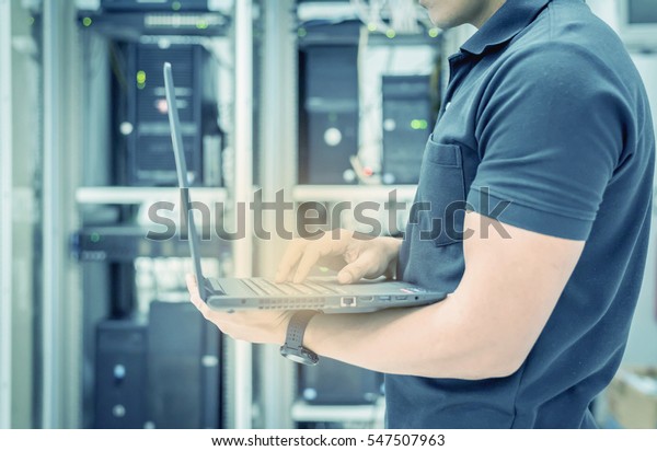 124,670 imágenes de Computer maintenance - Imágenes, fotos y vectores ...
