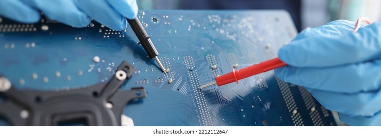 2,667 Voltmeter Hand Images, Stock Photos & Vectors | Shutterstock