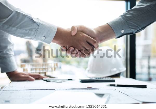 Handshake Collaboration Construction Engineering Architect Discuss ...