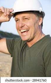 Handsome Smiling Construction Worker Stock Photo 28941760 | Shutterstock