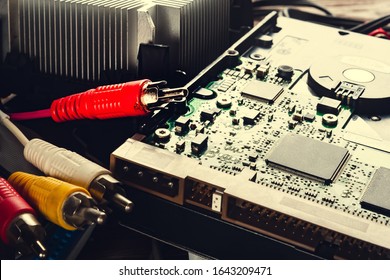 Top View Computer Parts Harddisk Ram Stock Photo 1402512905 | Shutterstock