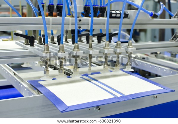 Hardcover Book Binding Machine Offset Pring Stockfoto 630821390 ...