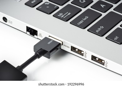 Hdmi Plug Inserted Into Side Computer Stock Photo 192296996 | Shutterstock