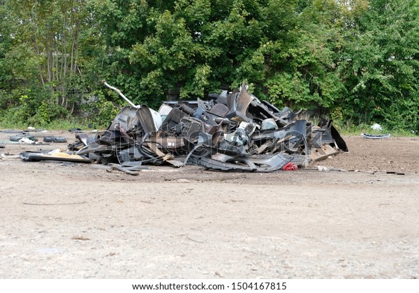 336 Mangled Metal Images, Stock Photos & Vectors | Shutterstock