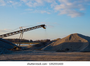 Heavy Construction Machine Opencast Mining Wheel Stock Photo 1352551433 ...