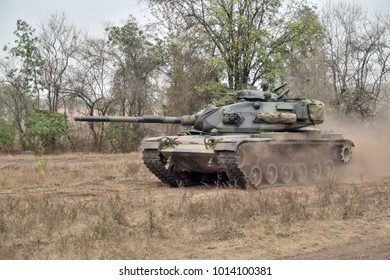 Heavy Weapons Tank Stock Photo 1014100381 | Shutterstock