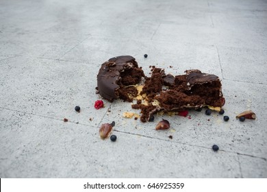 1,380 Damaged cake Images, Stock Photos & Vectors | Shutterstock