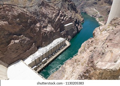 10,213 imágenes de Dam top view - Imágenes, fotos y vectores de stock ...
