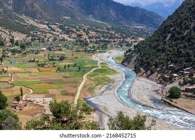 6,631 Pakistan countryside Images, Stock Photos & Vectors | Shutterstock