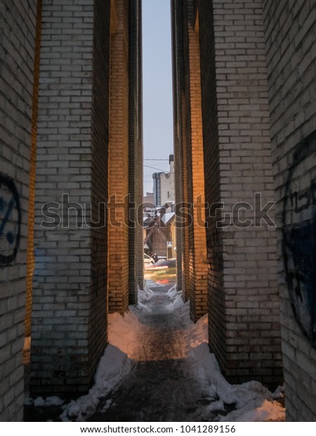 High Pass Through House Sequence Brick Stock Photo 1041289156 ...