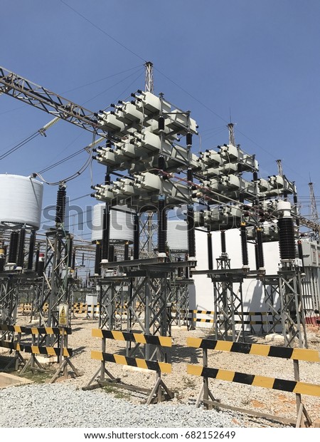 High Voltage Switchyard Stock Photo 682152649 | Shutterstock