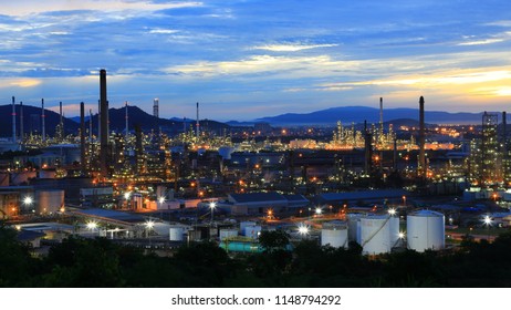 Highly Complex Refinery Utilizing Modern Efficient Stock Photo (Edit ...
