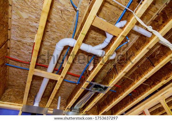 1,396 imágenes de Exposed piping - Imágenes, fotos y vectores de stock ...