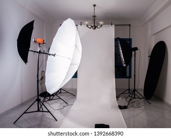 Home Studio Lighting Setup Example Stock Photo 1392668390 | Shutterstock
