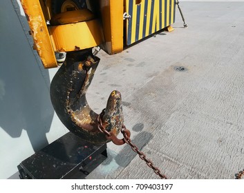 Hook Loop Crane Chain Stock Photo 709403197 | Shutterstock