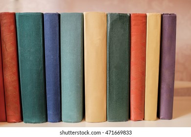 Horizontal Stack Old Books On Shelf Stock Photo 471669833 | Shutterstock