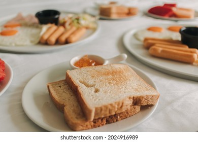 271 Complimentary breakfast Images, Stock Photos & Vectors | Shutterstock