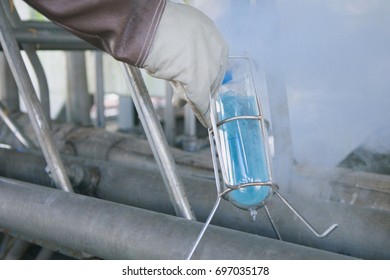 How Sample Liquid Oxygen Stock Photo 697035178 | Shutterstock