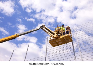1,091 Mobile elevated work platform Images, Stock Photos & Vectors ...
