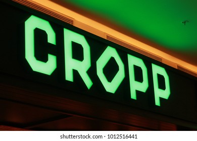 Cropp Logo Vector (.SVG) Free Download