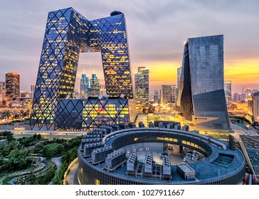Downtown Beijing After Rain 4K wallpaper download