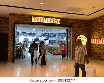 Mr Price Logo Vector (.EPS) Free Download