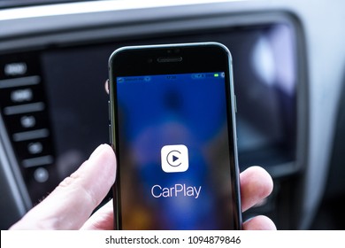 Apple CarPlay Logo Vector (.EPS) Free Download