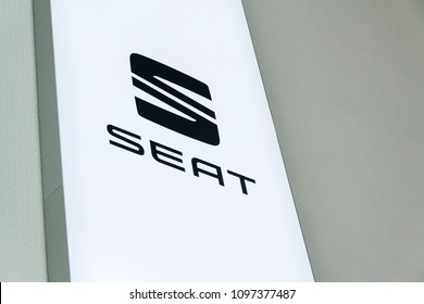 Seat FR Logo Vector (.EPS) Free Download